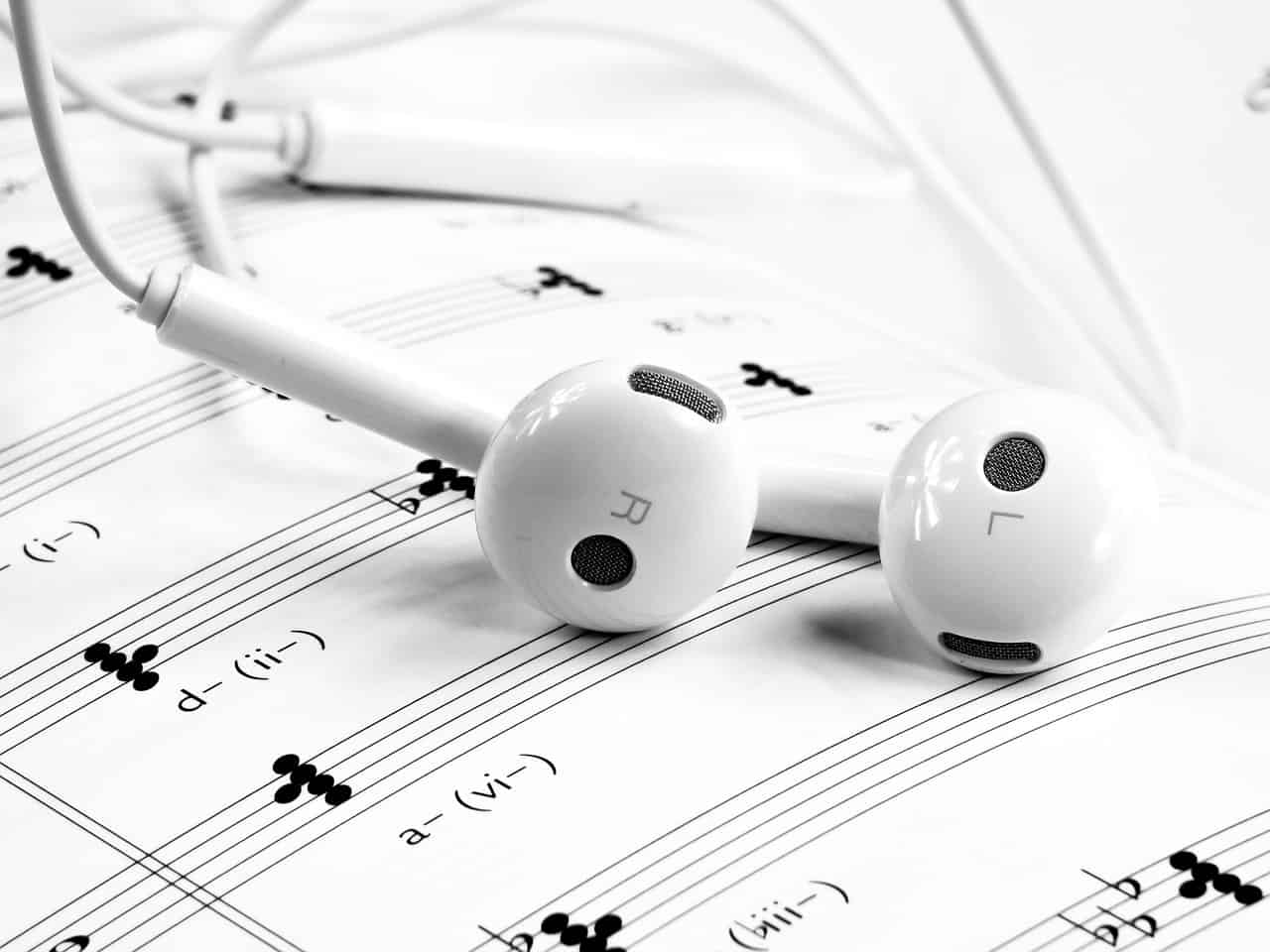 İngilizce Sanat Eğlence Müzik Terimleri – İngilizce Öğrenme | Konuşarak ...